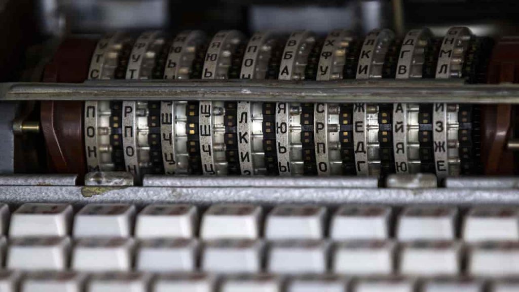 80 anni fa venne catturata Enigma, l'ispiratore di computer moderni e ...