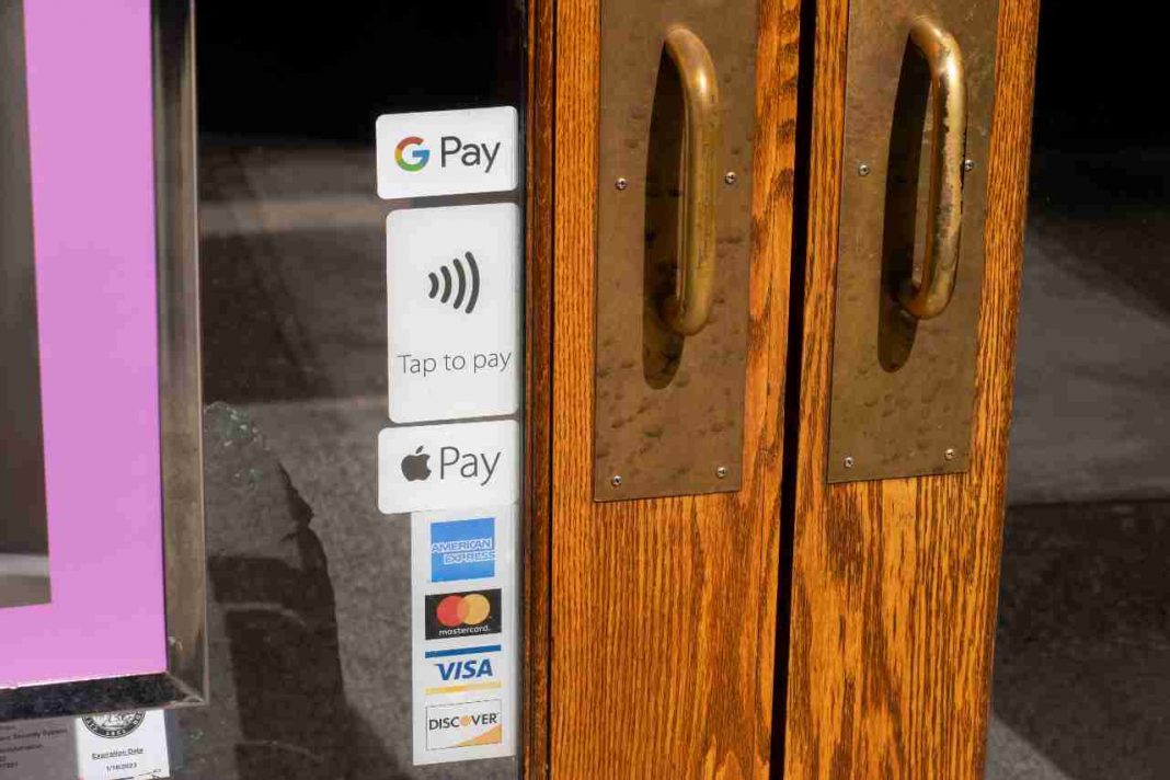Apple, già possibile utilizzare il nuovo sistema Tap to Pay da un ...